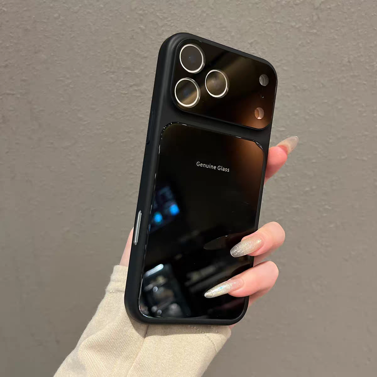 Large-Window Glass Back Panel Fashionable Minimalist Phone Case – Aurosplus